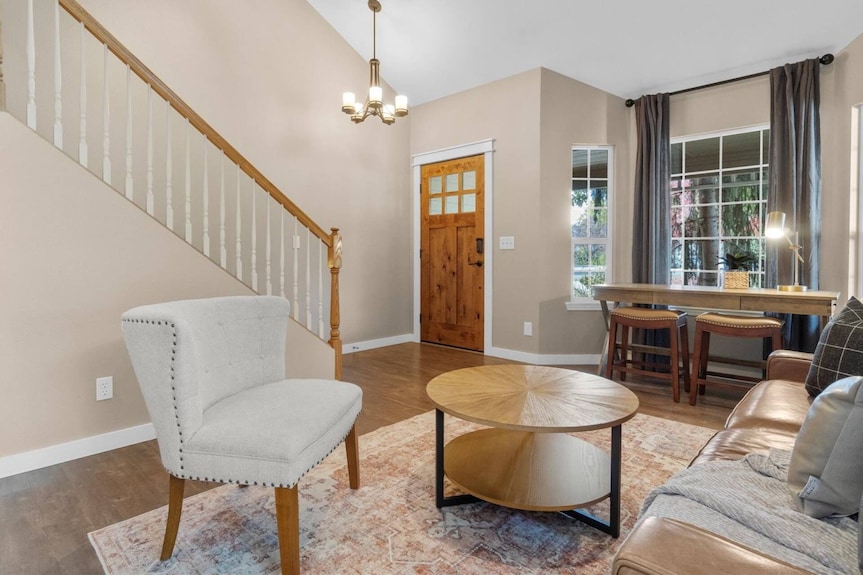 Relax In Dog-friendly Modern Farmhouse Stye | A Stroll Away From Downtown Eagle! - Eagle Island State Park, Eagle