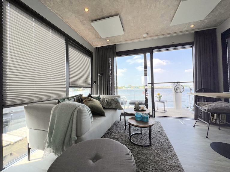 Luxe Huisboot Op Prachtige Locatie In Maasbommel - Oss