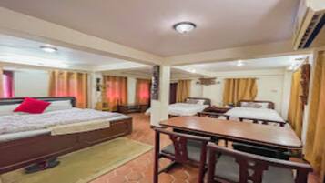 Quarto Familiar | 1 quarto, Wi-fi grátis, roupa de cama fornecida