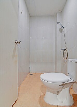 Um polibã, toalhas fornecidas 