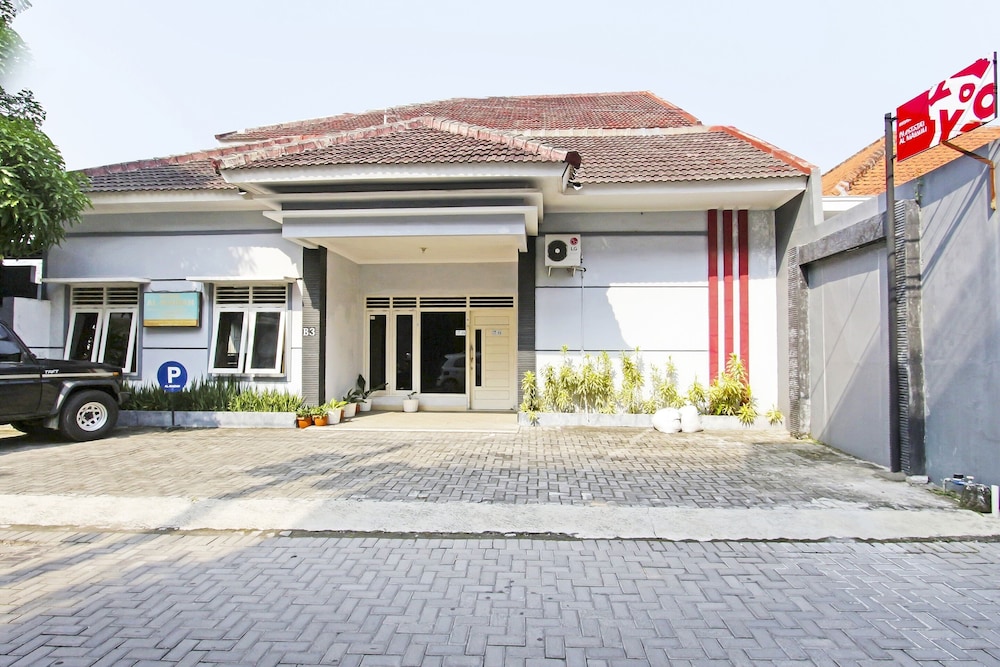 Super Oyo 91315 Homestay Al Maidah - Depok