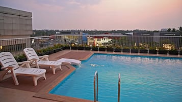 Piscina externa