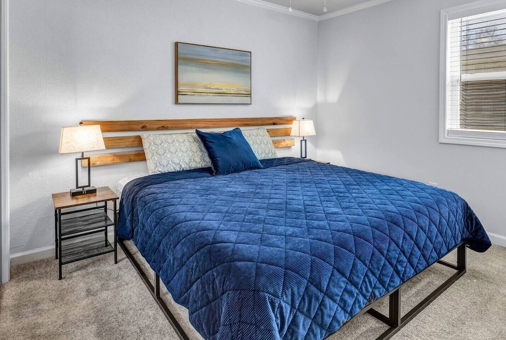 Cypress-1st Floor, King Beds&near Texas A&m - Bryan, TX