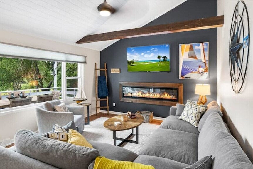 Lake Views And Minutes From Lawsonia Golf Course And Downtown Green Lake. - Green Lake, WI