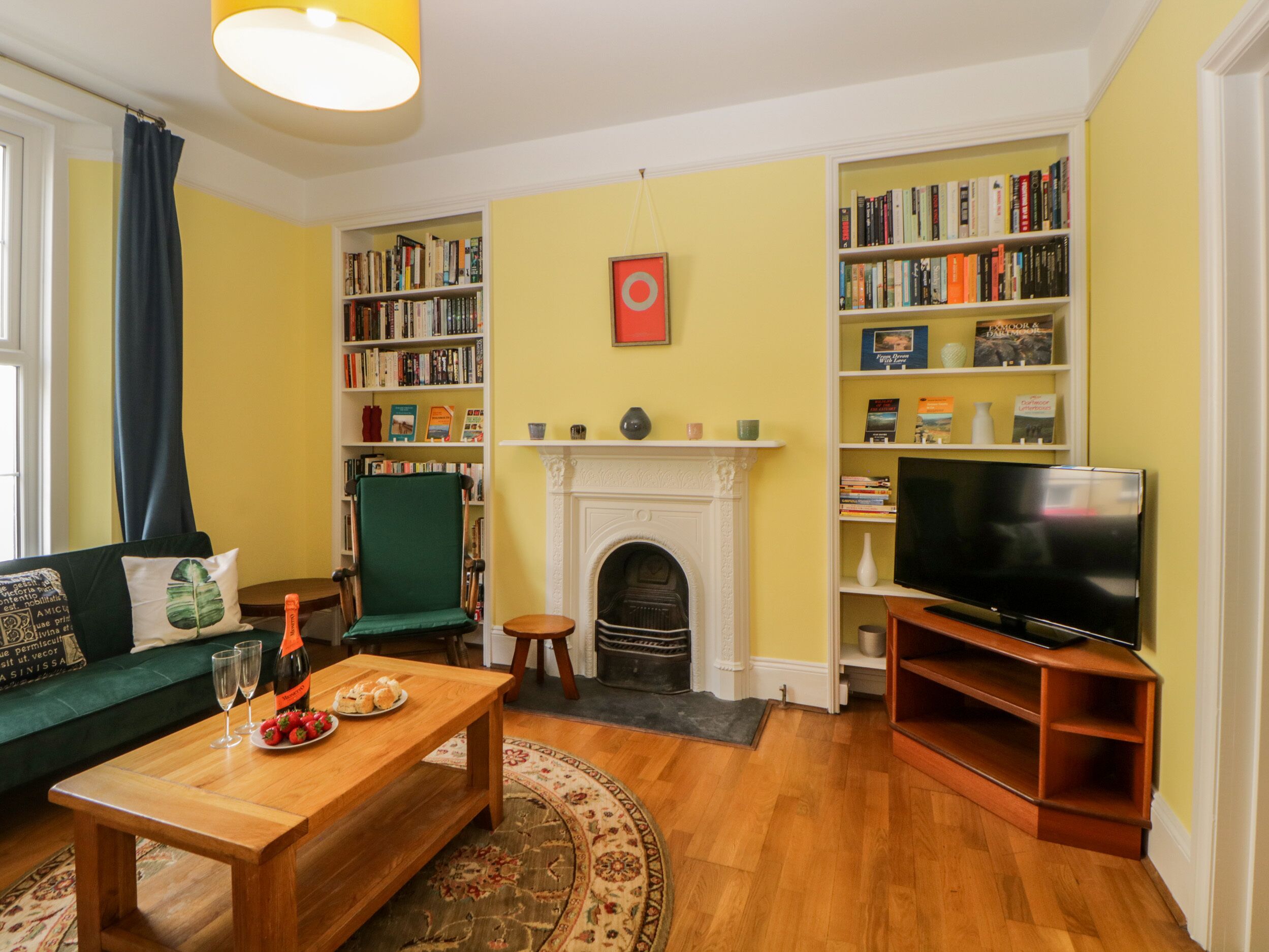 27 Exeter Street, Pet Friendly, With A Garden In Teignmouth - Shaldon