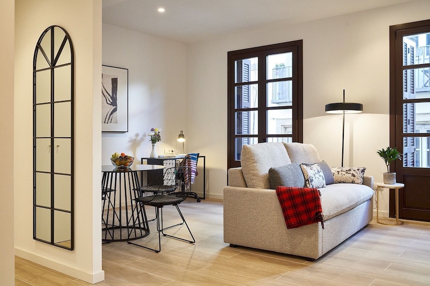 Bebarceloner Born Apartments With Pool - 1 Bedroom, 2 Bathrooms - Barcelona