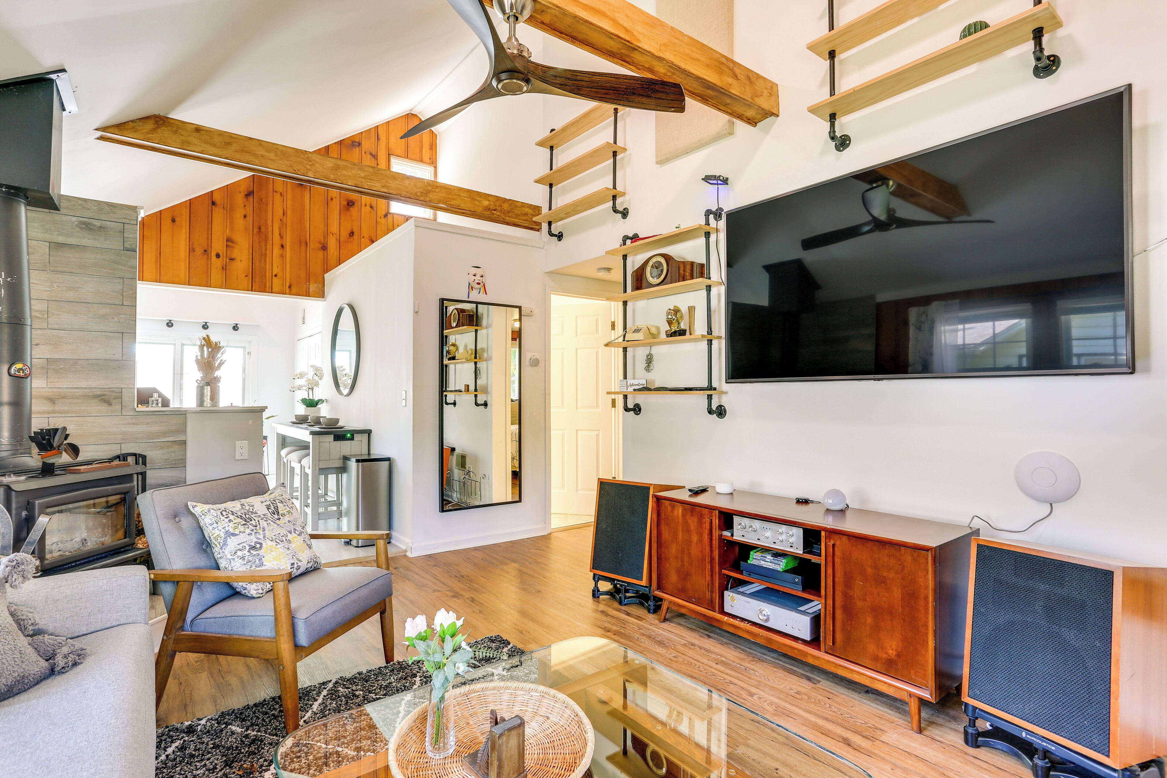 All-season Vernon Township Lake House Retreat! - New Jersey