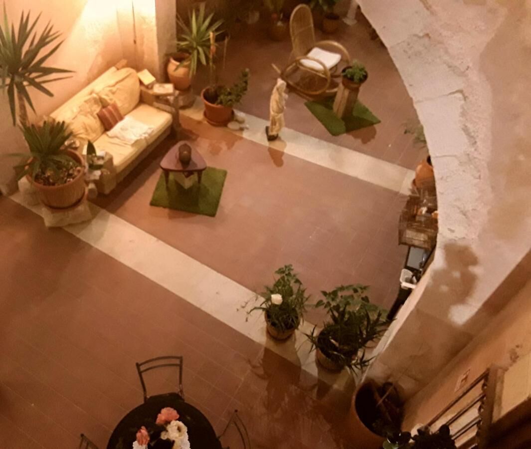 Palazzo Gancia Ortigia 1600...sleep In History. House/museum 10 Meters From The Sea - Siracusa