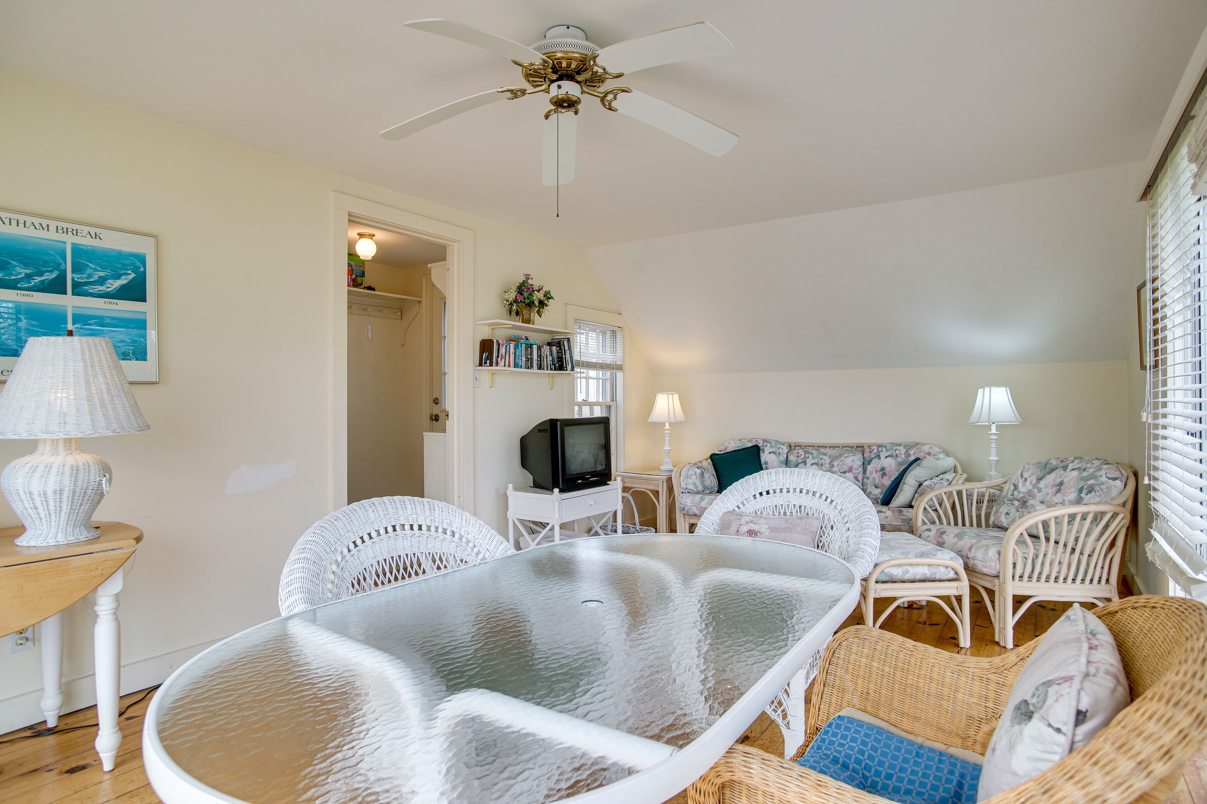 Walk To Beach: Chatham Gem W/ Ocean-view Sunroom! - Chatham, MA