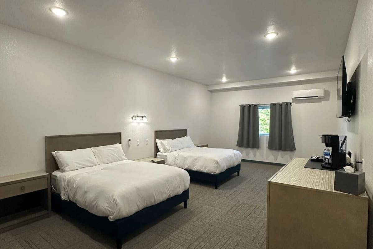 Quarto Duplo | Cortinas/cortinados opacos, quartos insonorizados, Wi-fi grátis