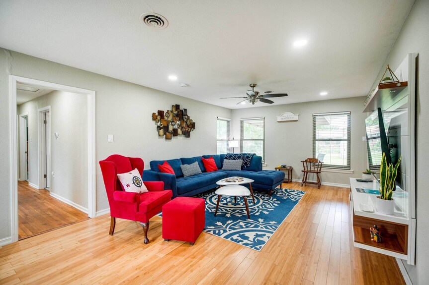 Spacious Yard: Pet-friendly Home In San Antonio! - Magnolia Heights - San Antonio