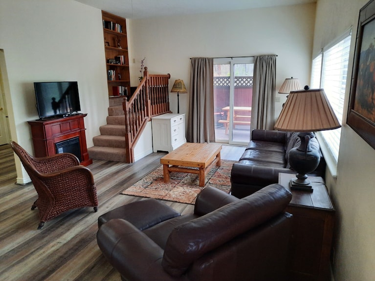 Pattee Canyon Mountain Hideaway - 미줄라