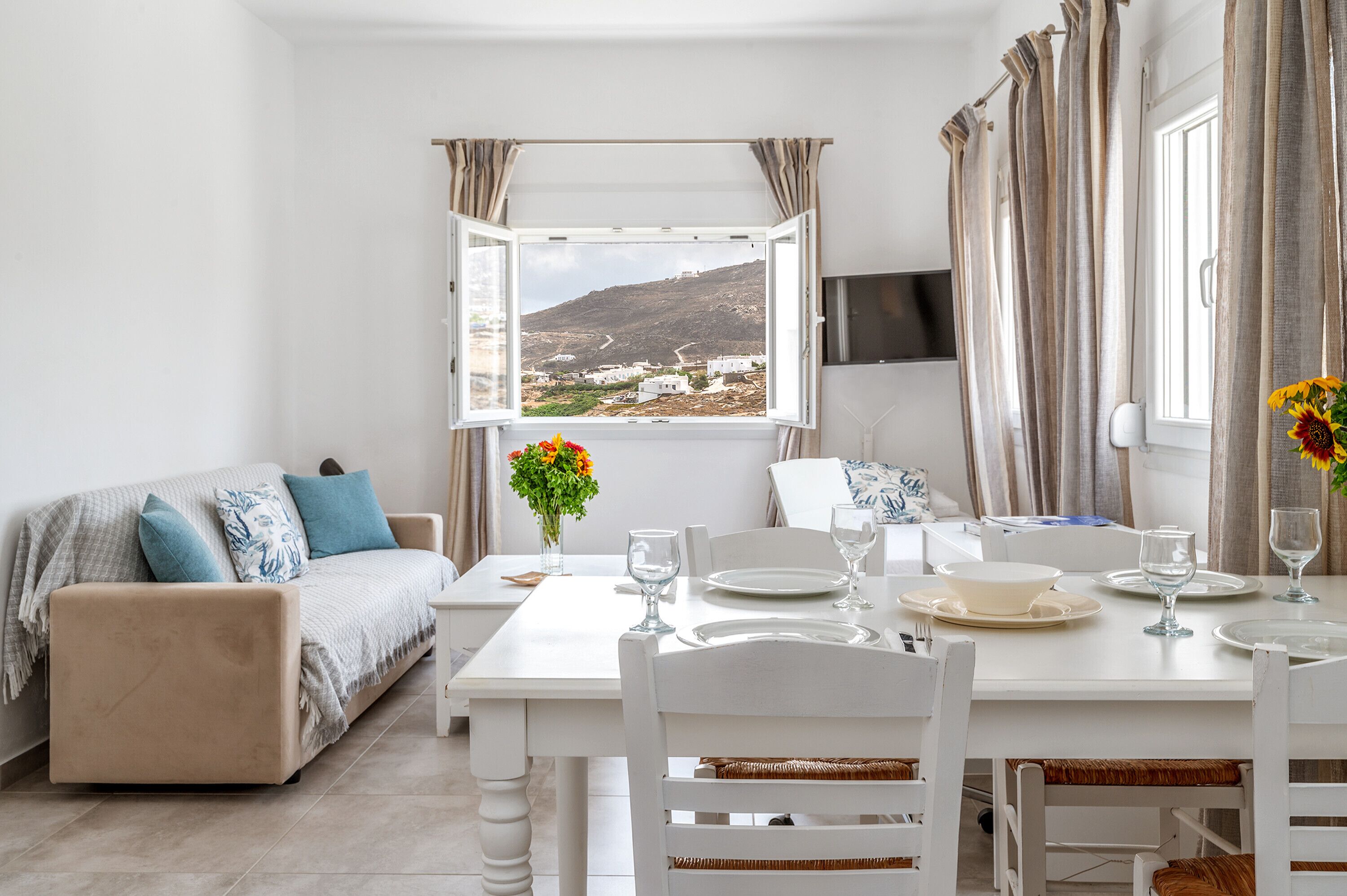Ferienhaus 'Afroditi Ftelia Anemone' Mit Bergblick, Wlan Und Klimaanlage - Mykonos