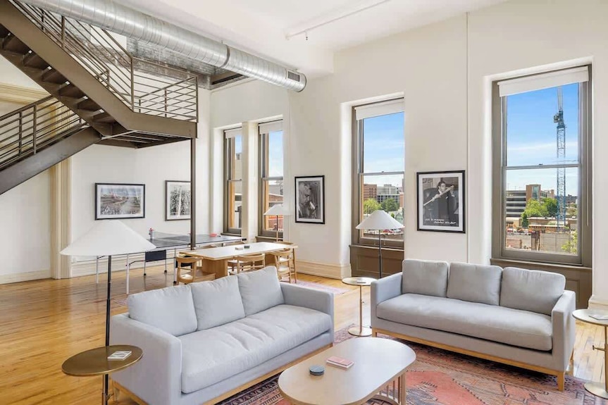 Huge Corner Loft In Historic Whiskey Row Lofts - Louisville, KY