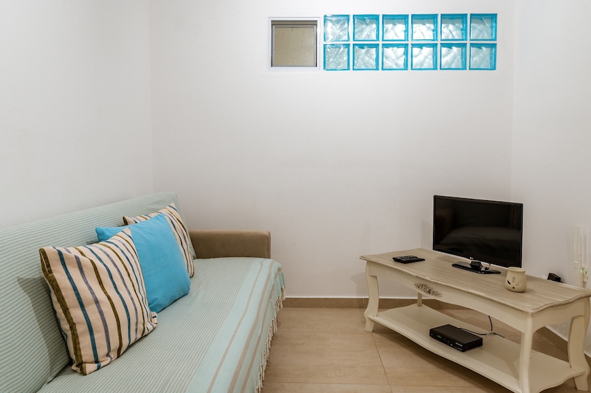 Holiday Home 'Afroditi Ftelia Yasemi B' With Mountain View, Wi-fi And Air Conditioning - Mykonos