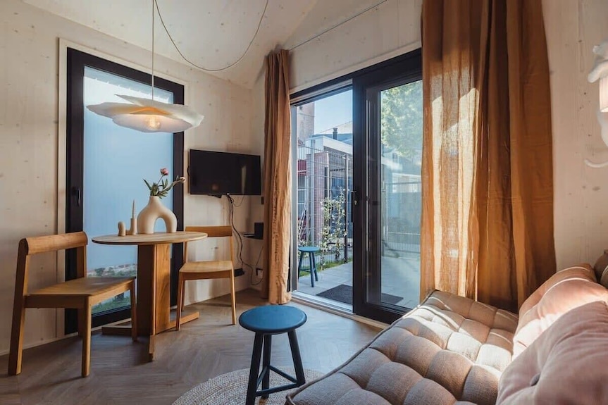 Tiny House In The Heart Of Domburg | Kerkstraat 1 - Oostkapelle
