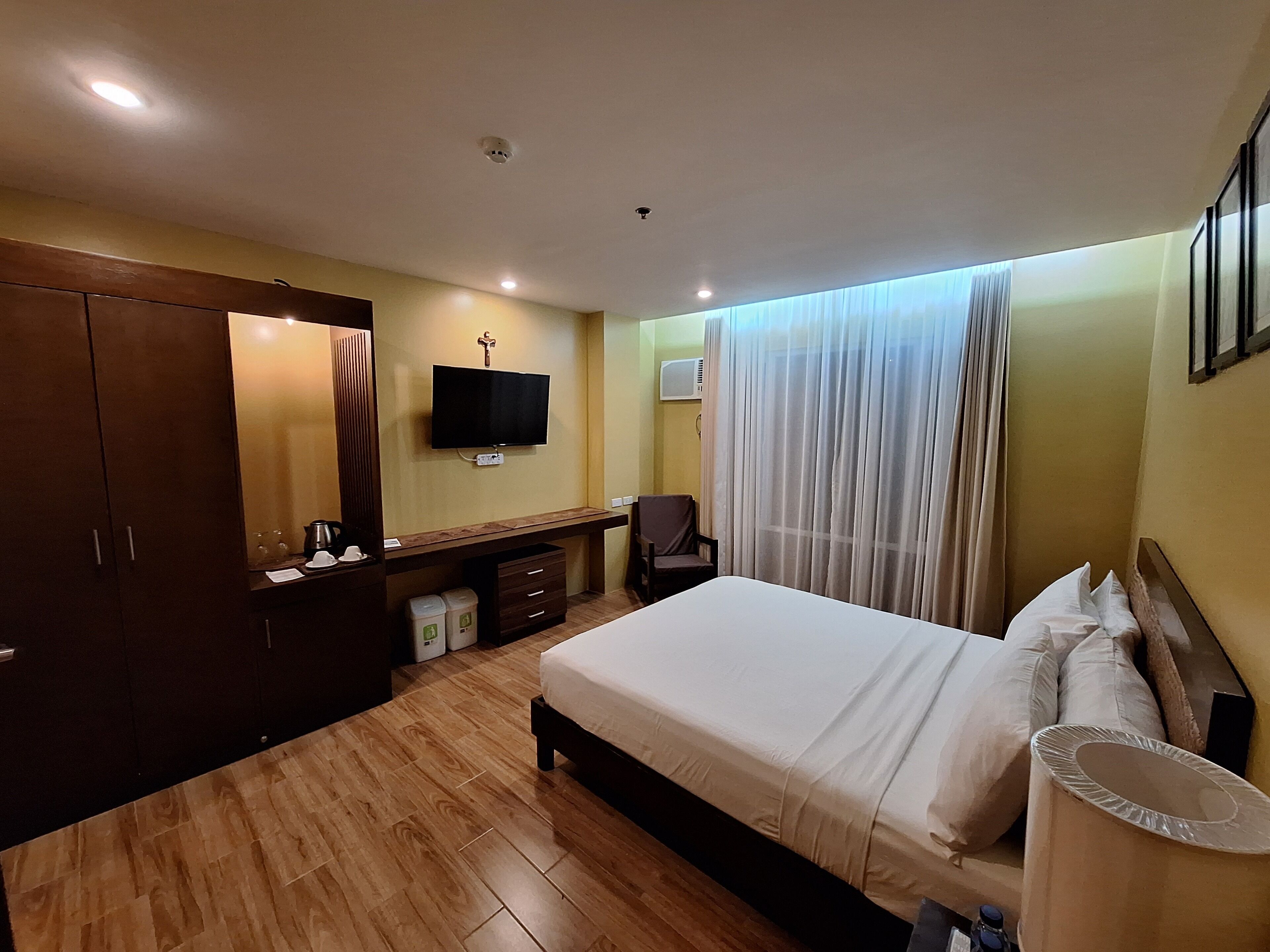 Alunsina Hotel and Spa in Roxas City – Hotels.com