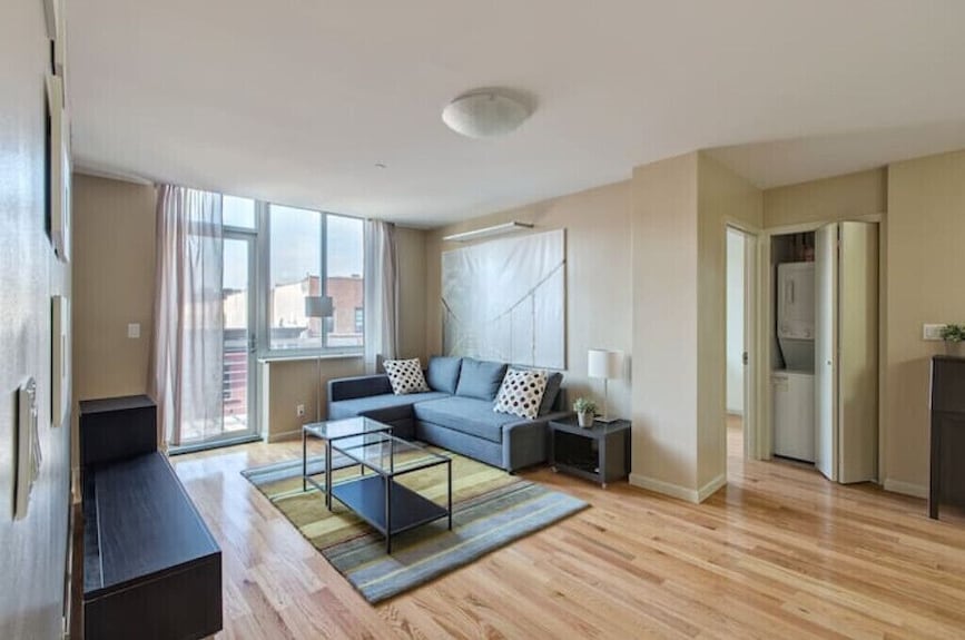 Spacious 2 Bed/2 Bath Apt 3 Blocks To Central Park - Lodi, NJ