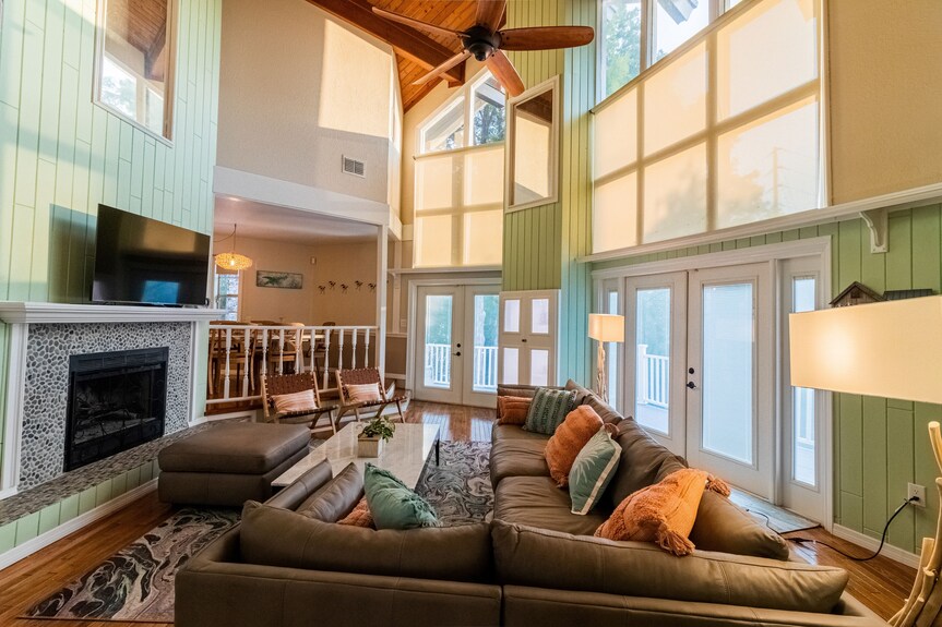 Waterfront Retreat + Kayaks - Extended Stay Deal - Buccaneer Bay, Spring Hill