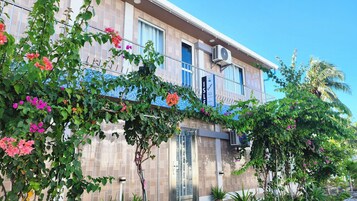 Fachada da propriedade