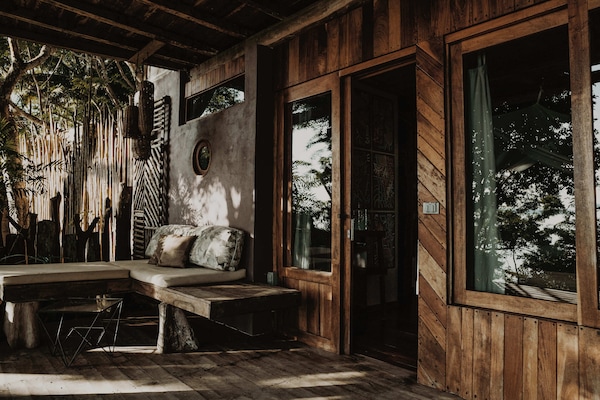 Bungalow, vista para a lagoa | Terraço/pátio interior