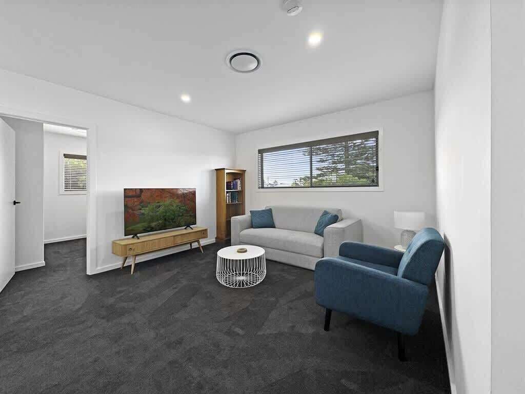 Village Seaside Retreat - Modern, Walk To Beach - Wollongong