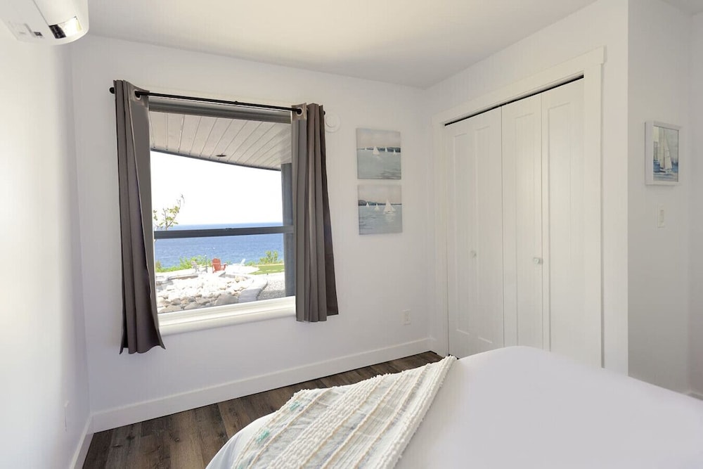 Sea Breeze Suite With A/c - 나나이모