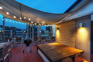 Quarto superluxo, 1 cama de casal | Terraço/pátio