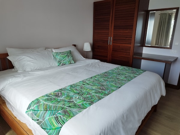 Crystal Shores Self Catering Apartments - Seychelles