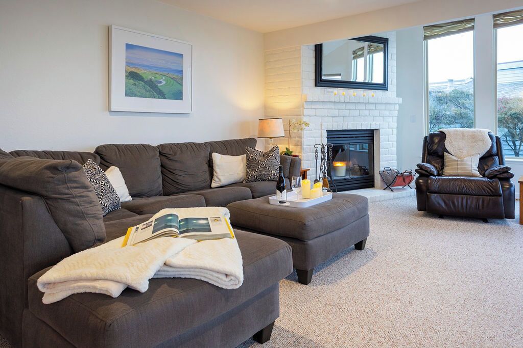 7th Heaven - Enjoy Stunning Views Overlooking The 7th Green, And The Ocean! - Bodega Bay, CA