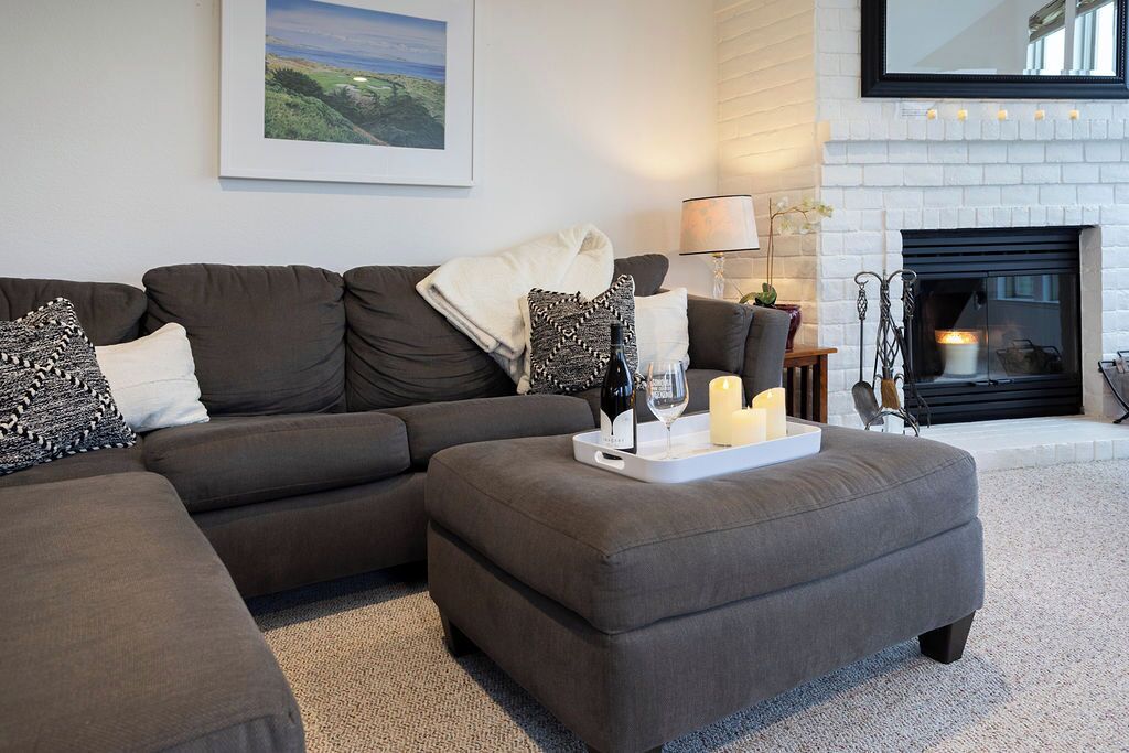 7th Heaven - Enjoy Stunning Views Overlooking The 7th Green, And The Ocean! - Bodega Bay, CA