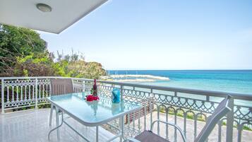 Apartamento básico | 2 quartos, ferros/tábuas de passar roupa, Wi-Fi de cortesia