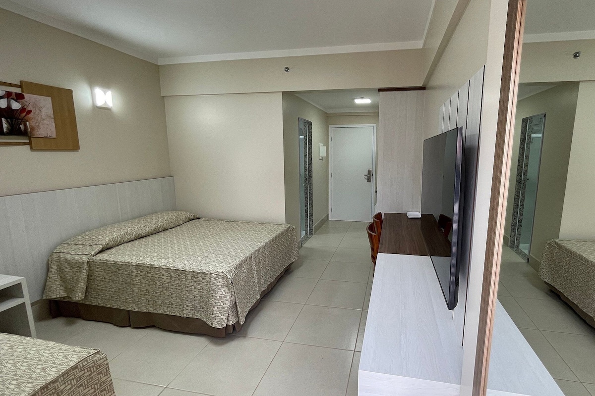 1 quarto, Wi-Fi de cortesia, roupa de cama