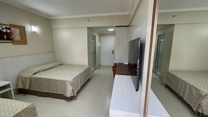 1 quarto, Wi-Fi de cortesia, roupa de cama
