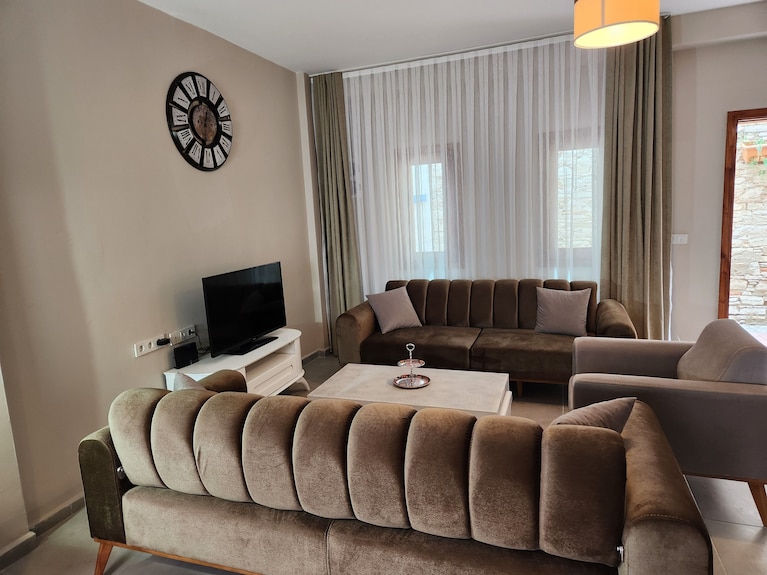 Traumhaus Mitten In Der City 60 Meter Zum Meer - Kuşadası