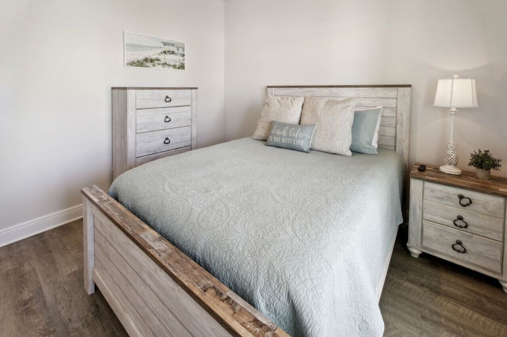 Pet-friendly House In Windmark Beach - Resort Pools, Beach Access, & More! Sleeps 10! - Florida Panhandle, FL