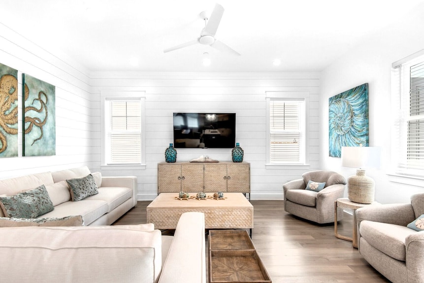 Azure! Sleeps 22 ! Golf Cart ! Beach Access ! Pool! - Destin, FL