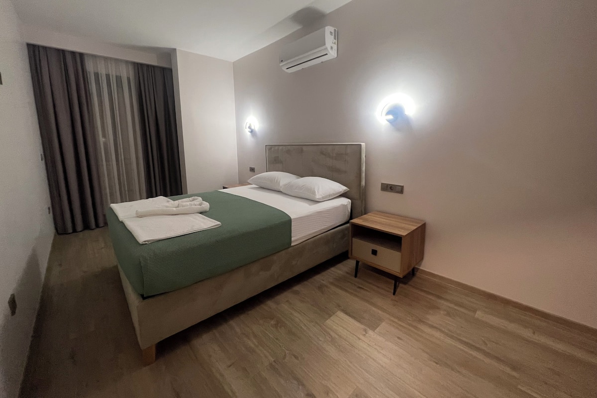 Suite Clássica | 2 quartos, minibar, com decoração personalizada