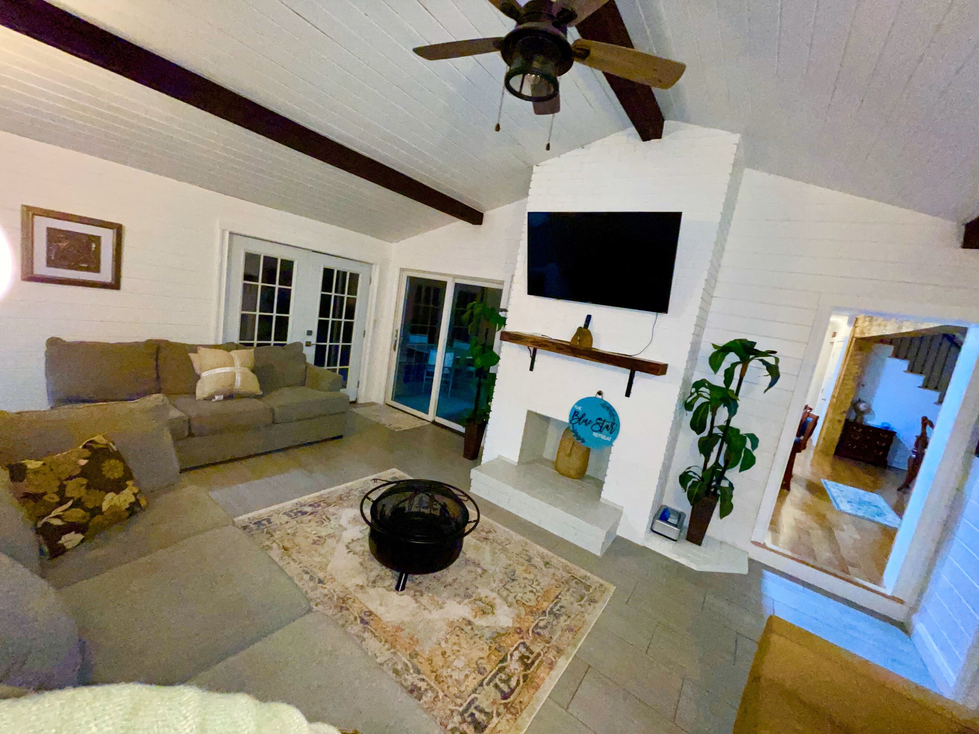 Contemporary Cape Getaway: Perfect Beachside Vacation For 10! - Eastham, MA