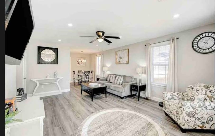 Lowcountry Hideaway - Charleston, SC