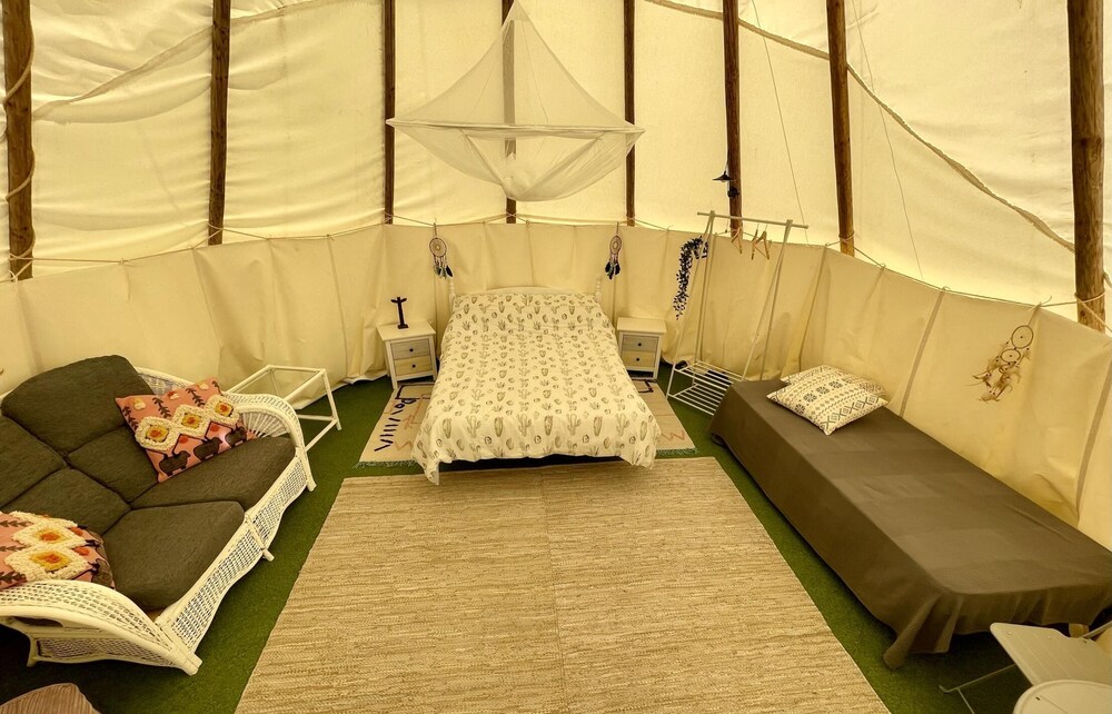Beautiful Teepee with private facilities - Zujar | Vrbo