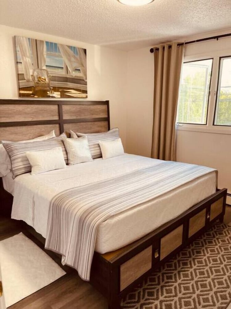 North Star Place Apt 12 - Fairbanks, AK