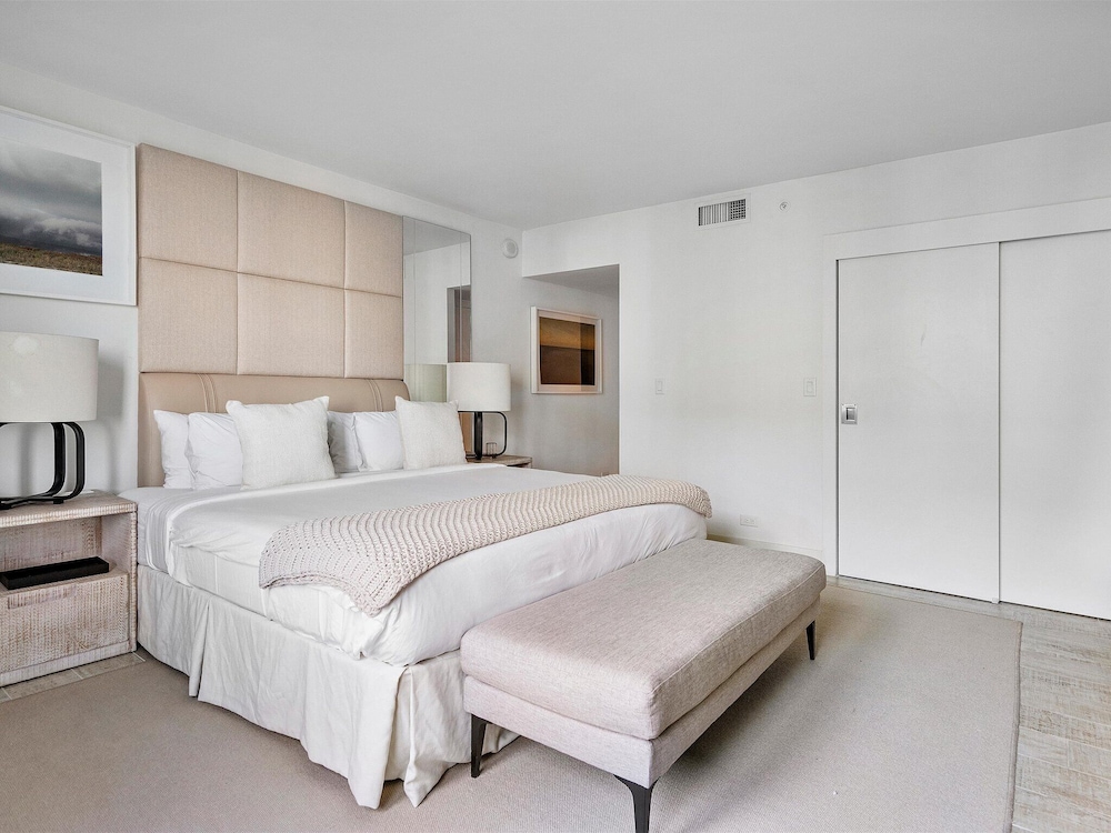 Premier 3-bedroom Oceanview + Den At 1 Hotel & Homes - Miami Beach, FL