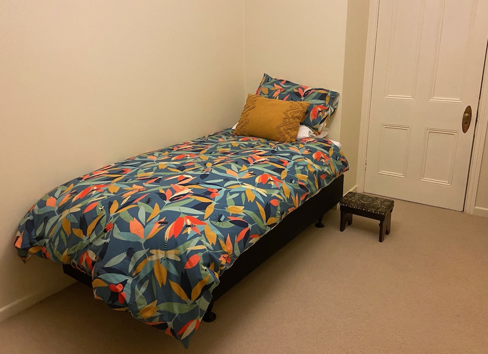 Victorian Villa - Cromwell Holiday Home - Cromwell
