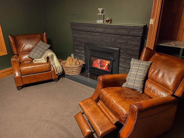 Victorian Villa - Cromwell Holiday Home - Cromwell