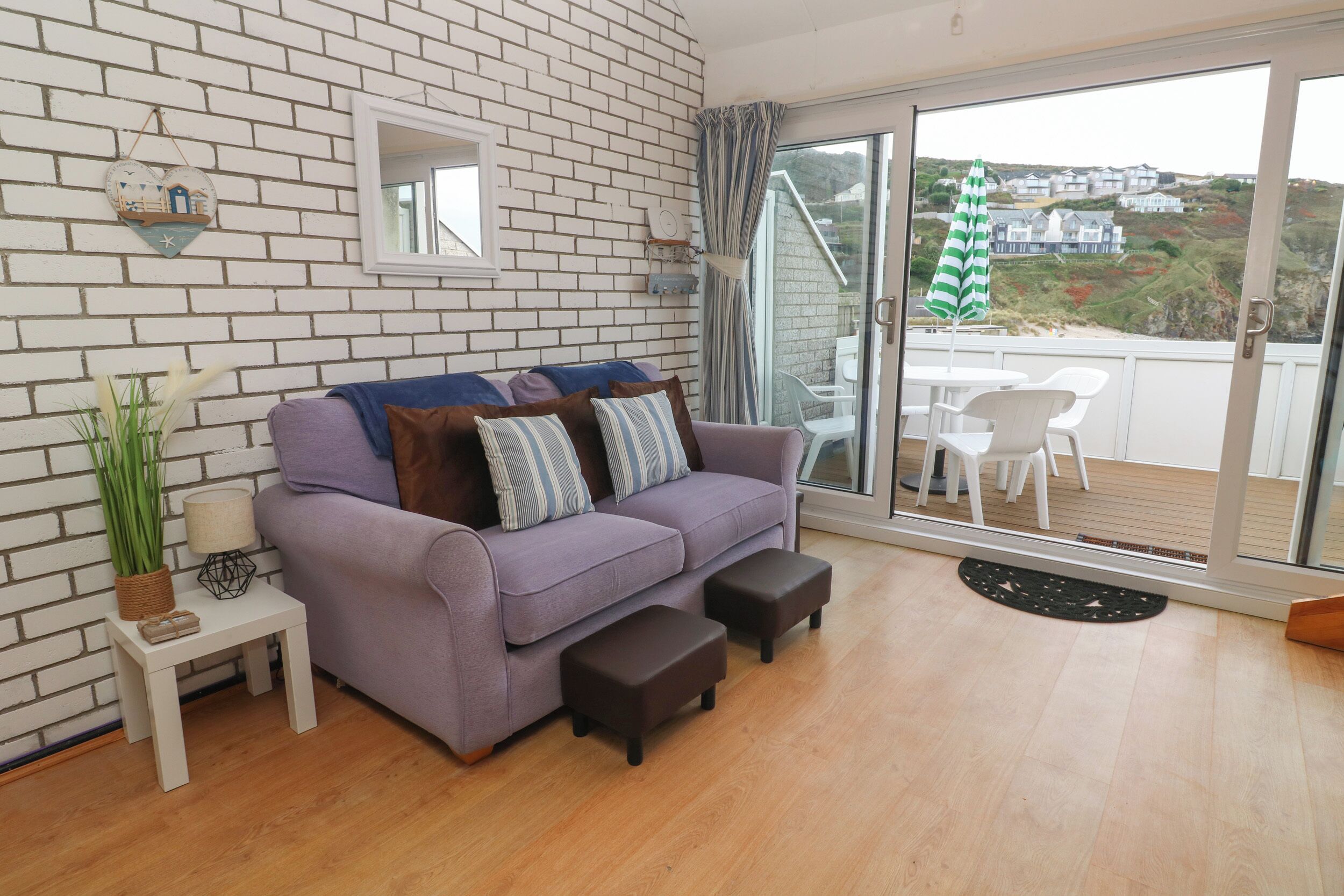 16 Seaspray, Pet Friendly, Country Holiday Cottage In Porthtowan - Porthtowan