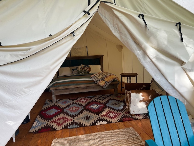 Creekside Tent At Columbia Mountain Ranch Near Glacier National Park - Kalispell, MT