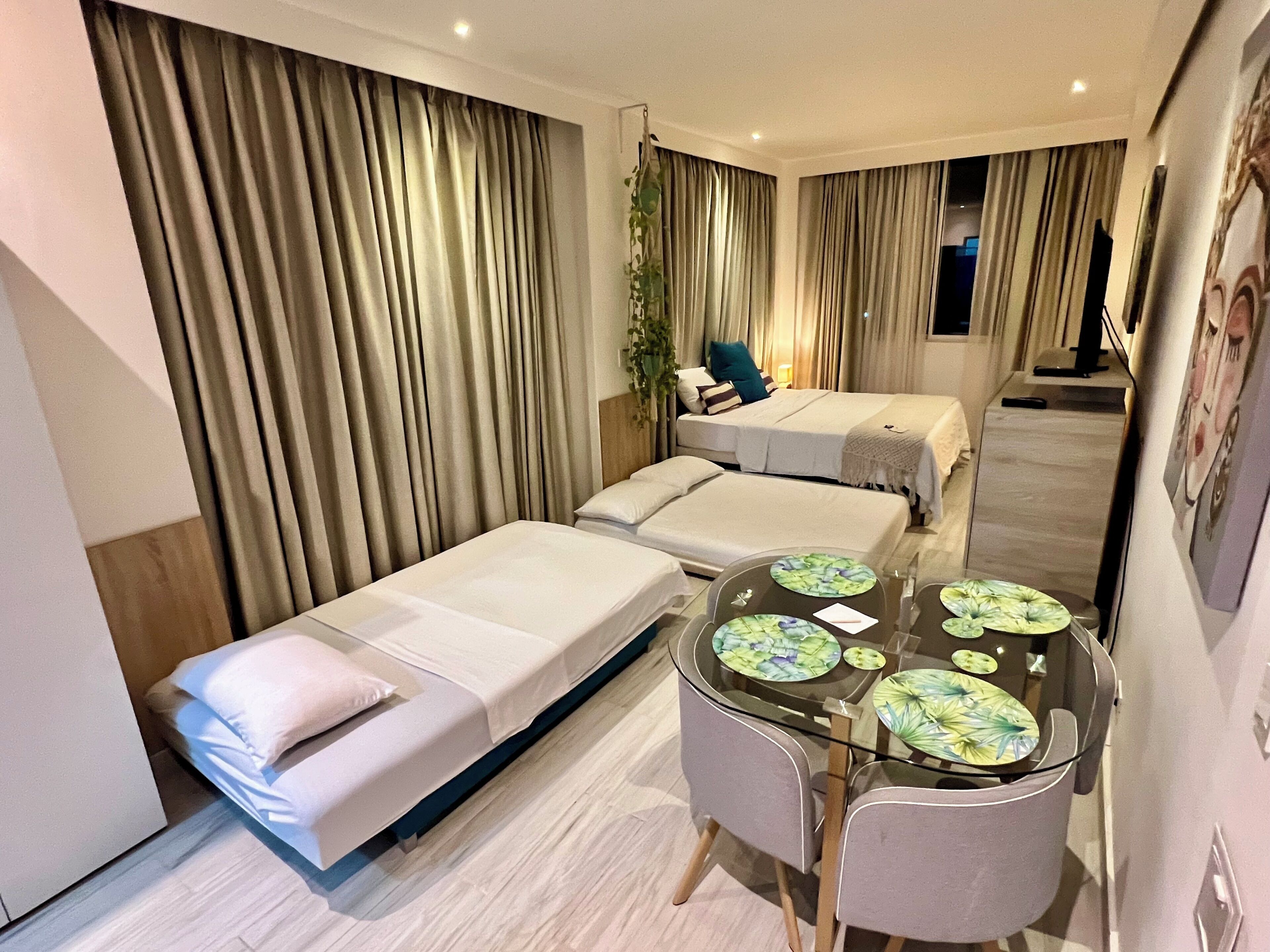 Suite Familiar | Roupa de alta qualidade, edredões de penas, minibar 