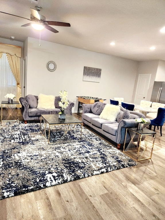 Lux New Beau;houston;iah Airport;dtown;woodlands;spring;nrg World Cup Std;hottub - Houston, TX