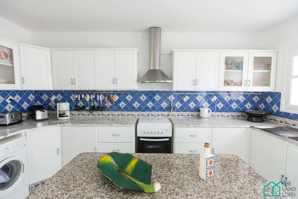 Tr S Charmante Villa Avec Piscine 5mn De La Mer - Tunisie